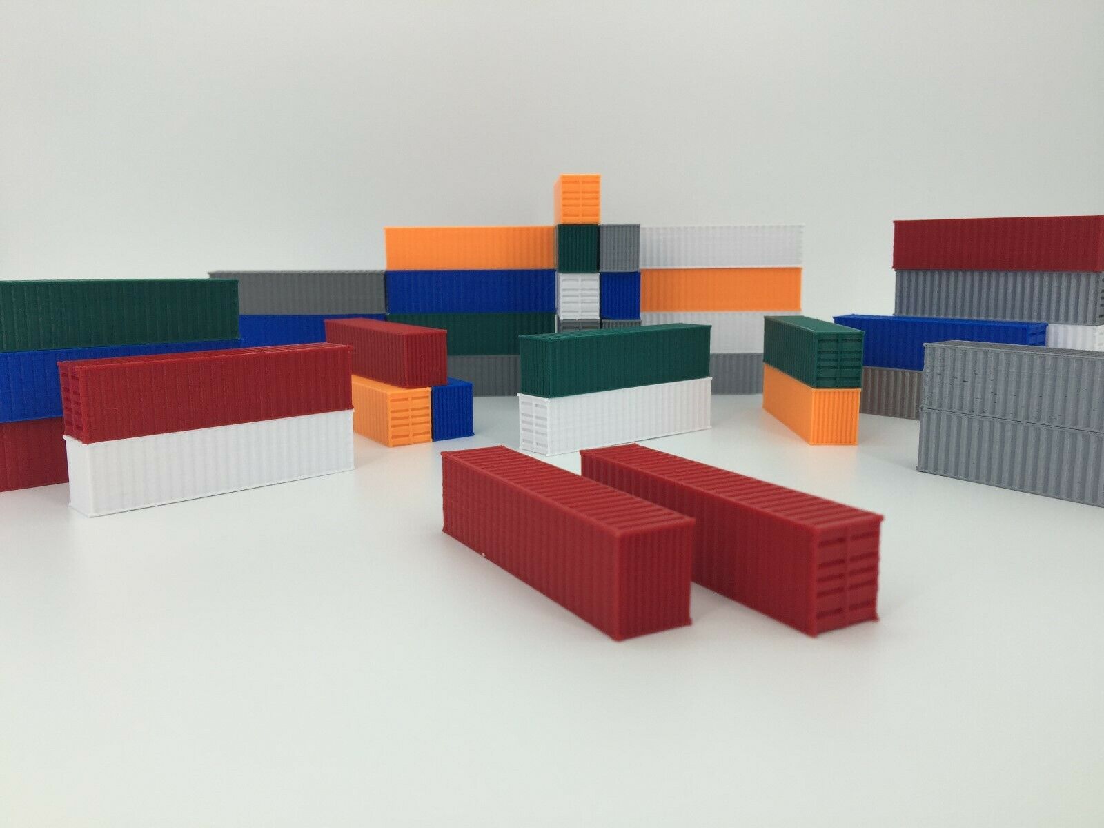 NEW (2) 48' HC Shipping Containers N Scale 1:160 - DEEP RED - MORE COL ...