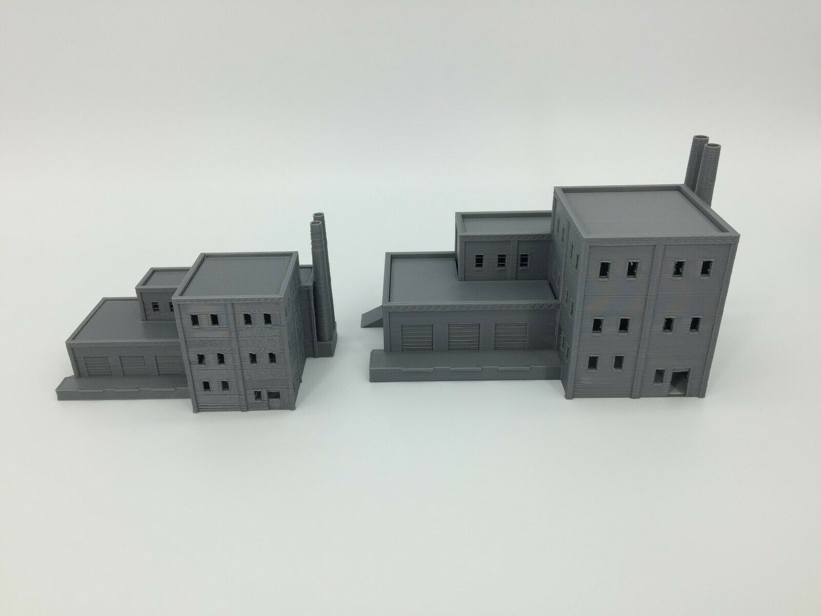 Multi Level FACTORY with LOADING DOCK and DUAL STACKS - Z Scale 1:220 ...