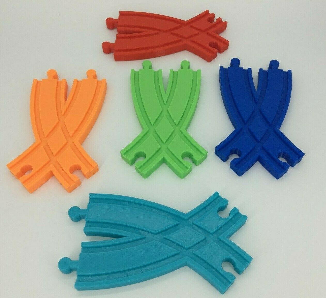 FUN COLORS Double Curve Crossover Track for Thomas the Tank Engine - B ...